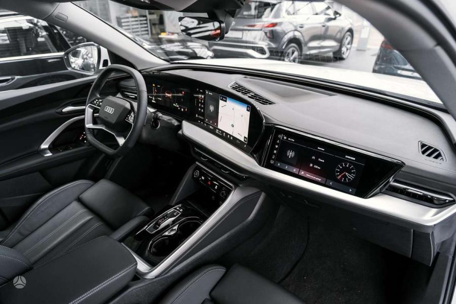 White Audi Q5 2026 in Klaipeda, with an engine capacity of 1.98 L and mileage of 0 thousand km for 55978 €, photo 23 on AUTOMOTO.COM.LV