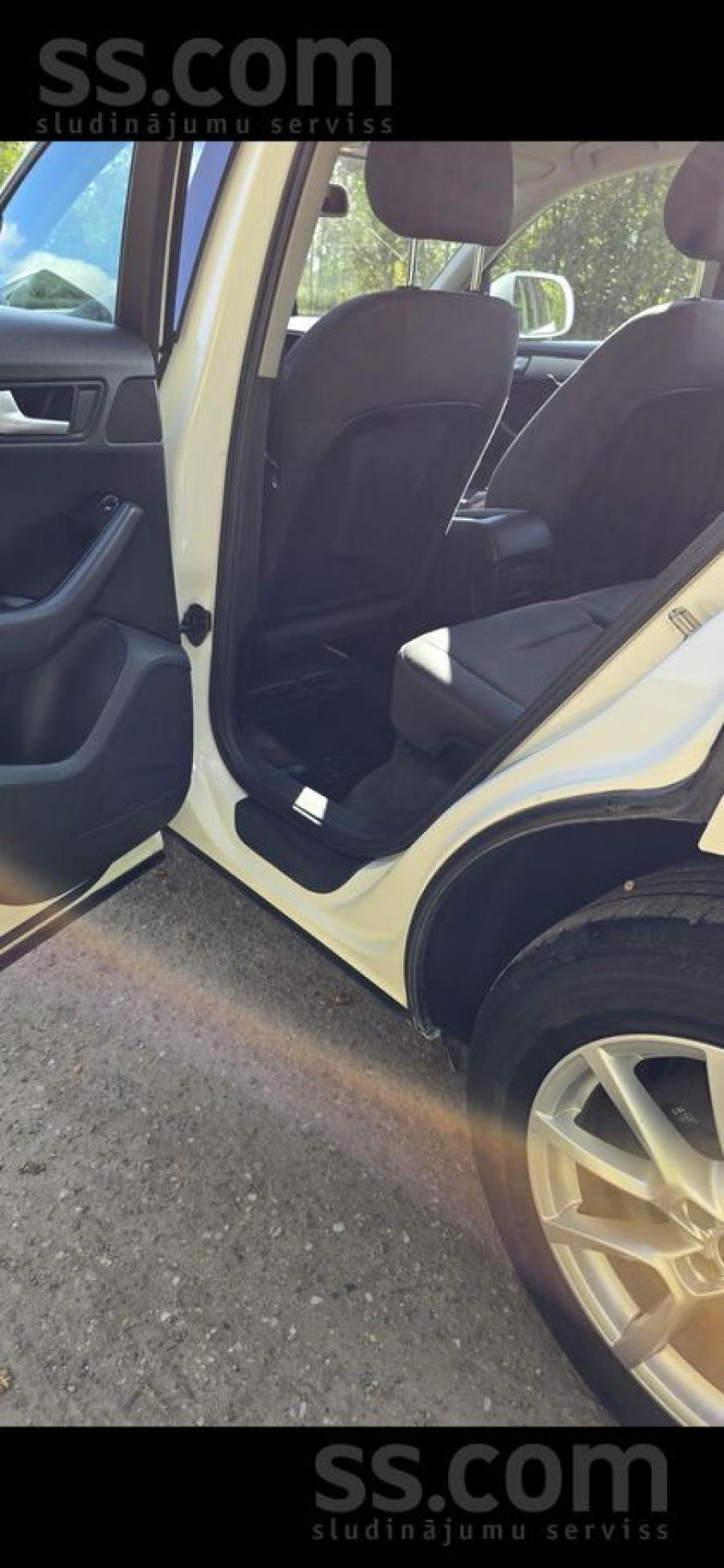 White Audi Q5 2010 in Riga, with an engine capacity of 2.00 L and mileage of 347 thousand km for 9150 €, photo 3 on AUTOMOTO.COM.LV