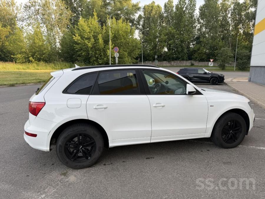 White Audi Q5 2010 in Riga, with an engine capacity of 3.00 L and mileage of 0 thousand km for 9995 €, photo 5 on AUTOMOTO.COM.LV