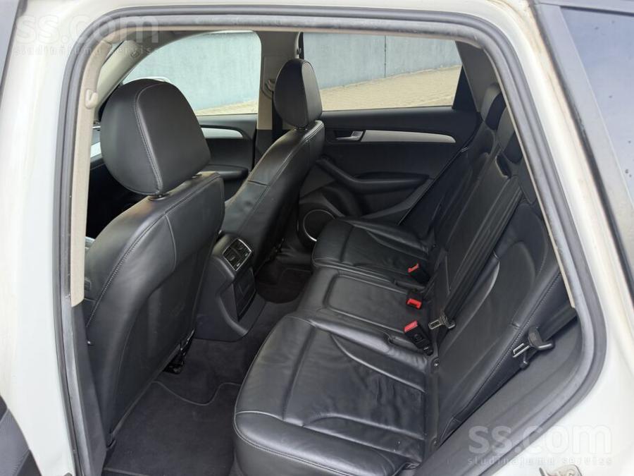White Audi Q5 2010 in Riga, with an engine capacity of 3.00 L and mileage of 0 thousand km for 9995 €, photo 10 on AUTOMOTO.COM.LV