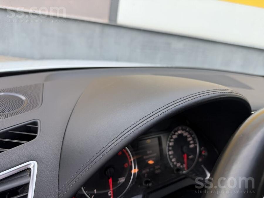 White Audi Q5 2010 in Riga, with an engine capacity of 3.00 L and mileage of 0 thousand km for 9995 €, photo 18 on AUTOMOTO.COM.LV
