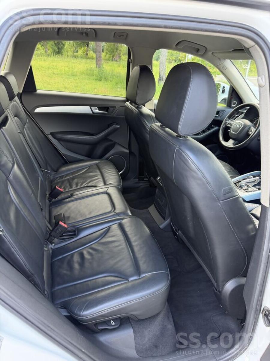 Balts Audi Q5 2010 Rīga, ar dzinēja tilpumu 3.00 L un nobraukumu 0 tūkst. km par 8999 €, foto 12 vietnē AUTOMOTO.COM.LV
