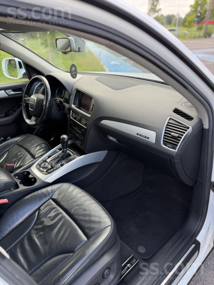 Balts Audi Q5 2010 Rīga, ar dzinēja tilpumu 3.00 L un nobraukumu 0 tūkst. km par 8999 €, foto 14 vietnē AUTOMOTO.COM.LV