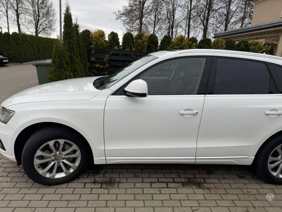 White Audi Q5 2013 in Vilnius, with an engine capacity of 1.98 L and mileage of 208 thousand km for 6950 €, photo 3 on AUTOMOTO.COM.LV