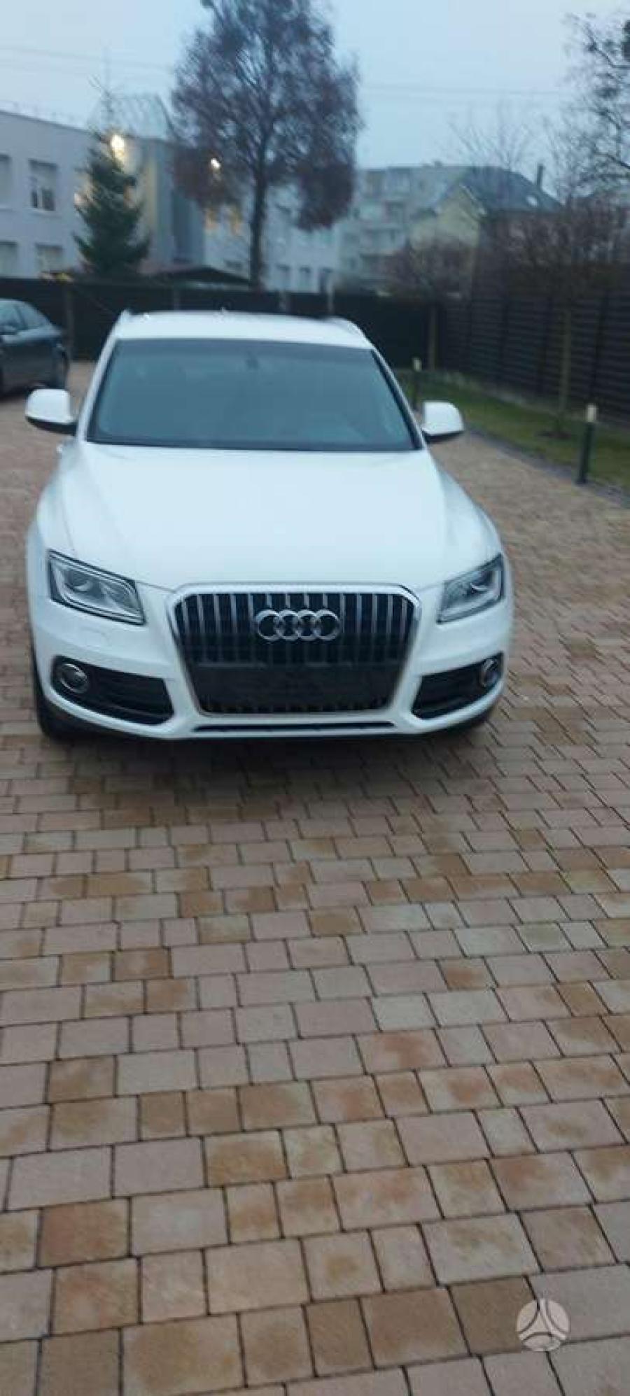 White Audi Q5 2013 in Kaunas, with an engine capacity of 2.00 L and mileage of 214 thousand km for 14800 €, photo 1 on AUTOMOTO.COM.LV