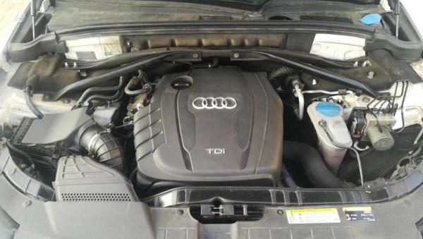 White Audi Q5 2013 in Kaunas, with an engine capacity of 2.00 L and mileage of 215 thousand km for 11000 €, photo 2 on AUTOMOTO.COM.LV