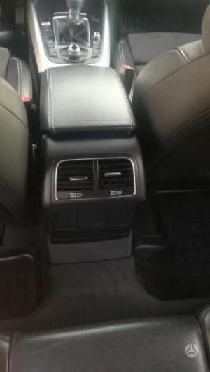 White Audi Q5 2013 in Kaunas, with an engine capacity of 2.00 L and mileage of 215 thousand km for 11000 €, photo 8 on AUTOMOTO.COM.LV