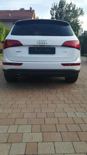 White Audi Q5 2013 in Kaunas, with an engine capacity of 2.00 L and mileage of 215 thousand km for 11000 €, photo 18 on AUTOMOTO.COM.LV