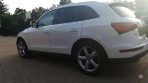 White Audi Q5 2013 in Kaunas, with an engine capacity of 2.00 L and mileage of 215 thousand km for 11000 €, photo 19 on AUTOMOTO.COM.LV