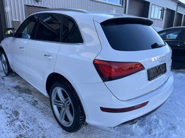 Balts Audi Q5 2015 Telšiai, ar dzinēja tilpumu 2.00 L un nobraukumu 23 tūkst. km par 12999 €, foto 7 vietnē AUTOMOTO.COM.LV