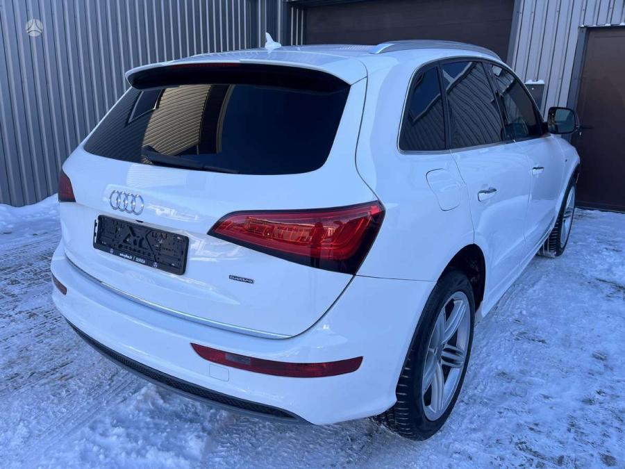 Balts Audi Q5 2015 Telšiai, ar dzinēja tilpumu 2.00 L un nobraukumu 23 tūkst. km par 12999 €, foto 9 vietnē AUTOMOTO.COM.LV