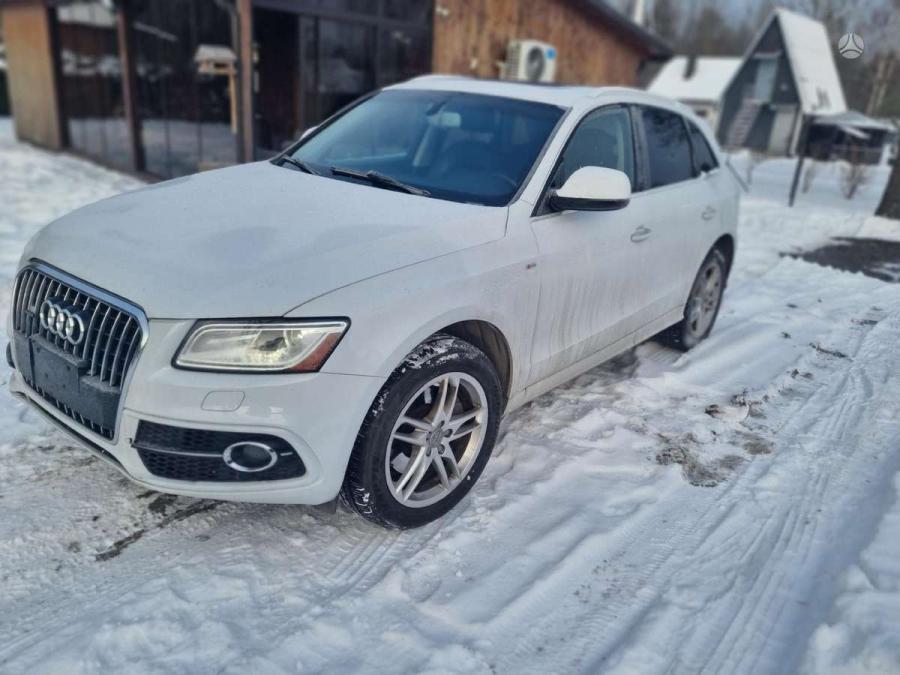 White Audi Q5 2016 in Kaunas, with an engine capacity of 3.00 L and mileage of 298 thousand km for 12999 €, photo 1 on AUTOMOTO.COM.LV