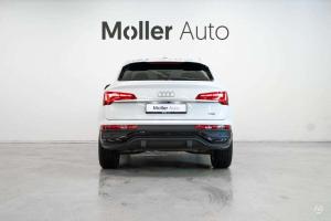 Balts Audi Q5 2022 Viļņa, ar dzinēja tilpumu 2.00 L un nobraukumu 64 tūkst. km par 36900 €, foto 7 vietnē AUTOMOTO.COM.LV