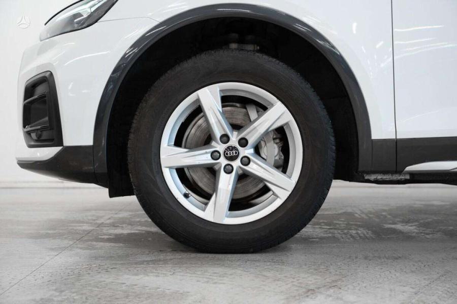 Balts Audi Q5 2022 Viļņa, ar dzinēja tilpumu 2.00 L un nobraukumu 64 tūkst. km par 36900 €, foto 24 vietnē AUTOMOTO.COM.LV