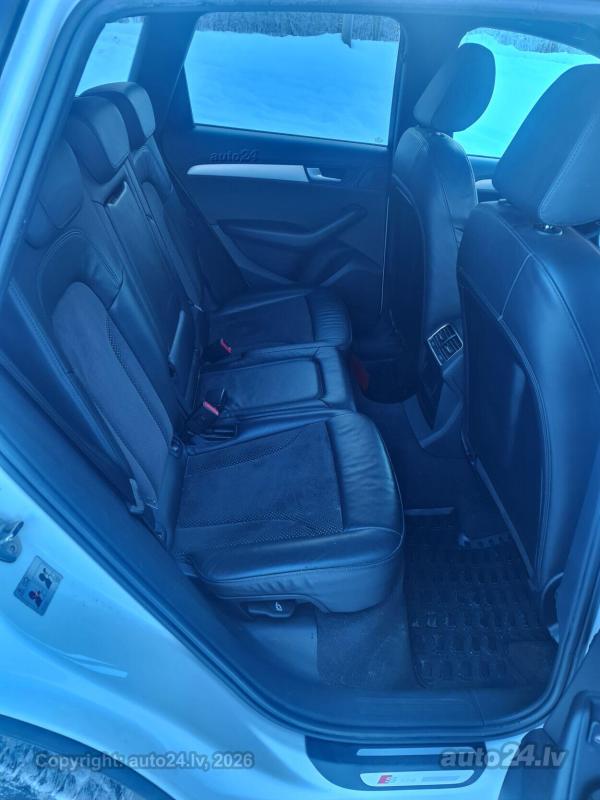 Balts Audi Q5 2009 Tallina, ar dzinēja tilpumu 2.00 L un nobraukumu 161 tūkst. km par 8900 €, foto 11 vietnē AUTOMOTO.COM.LV
