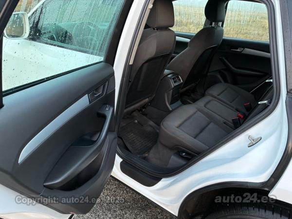 Balts Audi Q5 2010 Tallina, ar dzinēja tilpumu 2.00 L un nobraukumu 220 tūkst. km par 7500 €, foto 11 vietnē AUTOMOTO.COM.LV