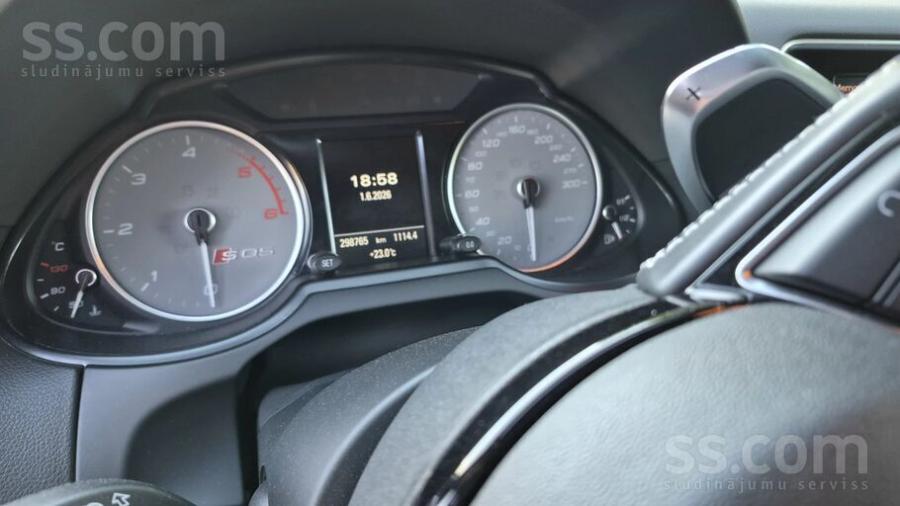 White Audi Q5 2014 in Jelgava, with an engine capacity of 3.00 L and mileage of 290 thousand km for 13500 €, photo 3 on AUTOMOTO.COM.LV