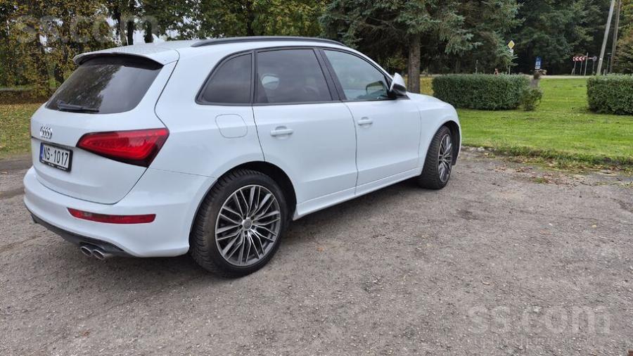 Balts Audi Q5 2014 Jelgava, ar dzinēja tilpumu 3.00 L un nobraukumu 300 tūkst. km par 10500 €, foto 1 vietnē AUTOMOTO.COM.LV