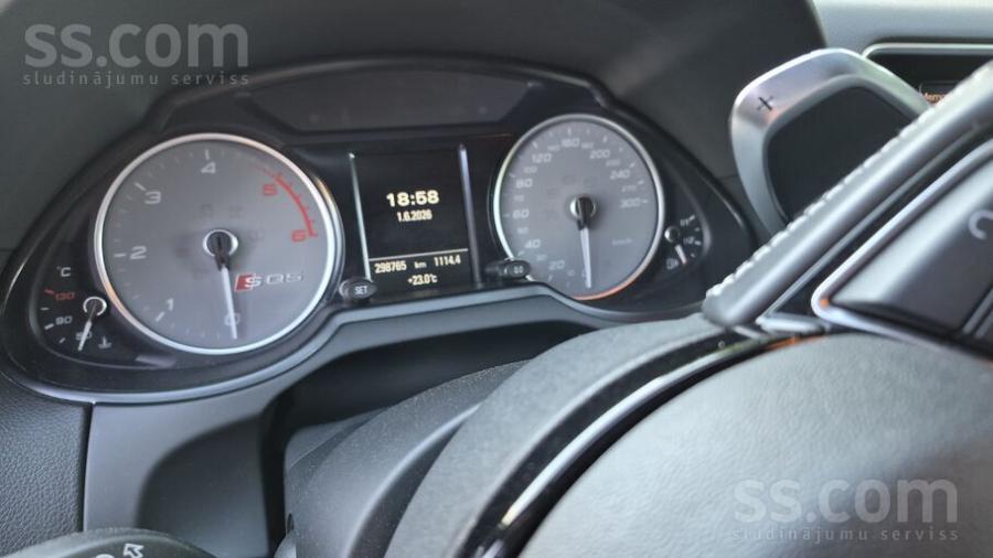 Balts Audi Q5 2014 Jelgava, ar dzinēja tilpumu 3.00 L un nobraukumu 300 tūkst. km par 10500 €, foto 4 vietnē AUTOMOTO.COM.LV