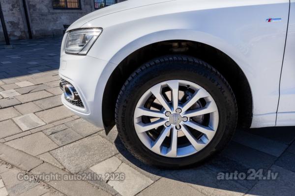 White Audi Q5 2016 in Tallinn, with an engine capacity of 2.00 L and mileage of 113 thousand km for 17900 €, photo 4 on AUTOMOTO.COM.LV