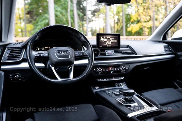White Audi Q5 2019 in Tallinn, with an engine capacity of 2.00 L and mileage of 90 thousand km for 25000 €, photo 11 on AUTOMOTO.COM.LV