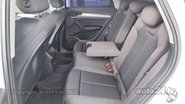 White Audi Q5 2019 in Tartu, with an engine capacity of 2.00 L and mileage of 245 thousand km for 19990 €, photo 6 on AUTOMOTO.COM.LV