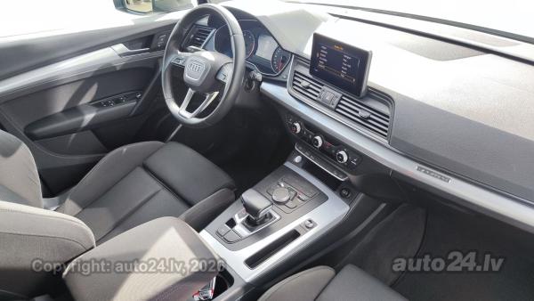 White Audi Q5 2019 in Tartu, with an engine capacity of 2.00 L and mileage of 245 thousand km for 19990 €, photo 8 on AUTOMOTO.COM.LV