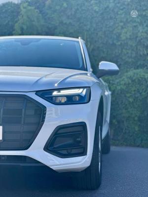 Balts Audi Q5 2025 Viļņa, ar dzinēja tilpumu 2.00 L un nobraukumu 23 tūkst. km par 34900 €, foto 4 vietnē AUTOMOTO.COM.LV