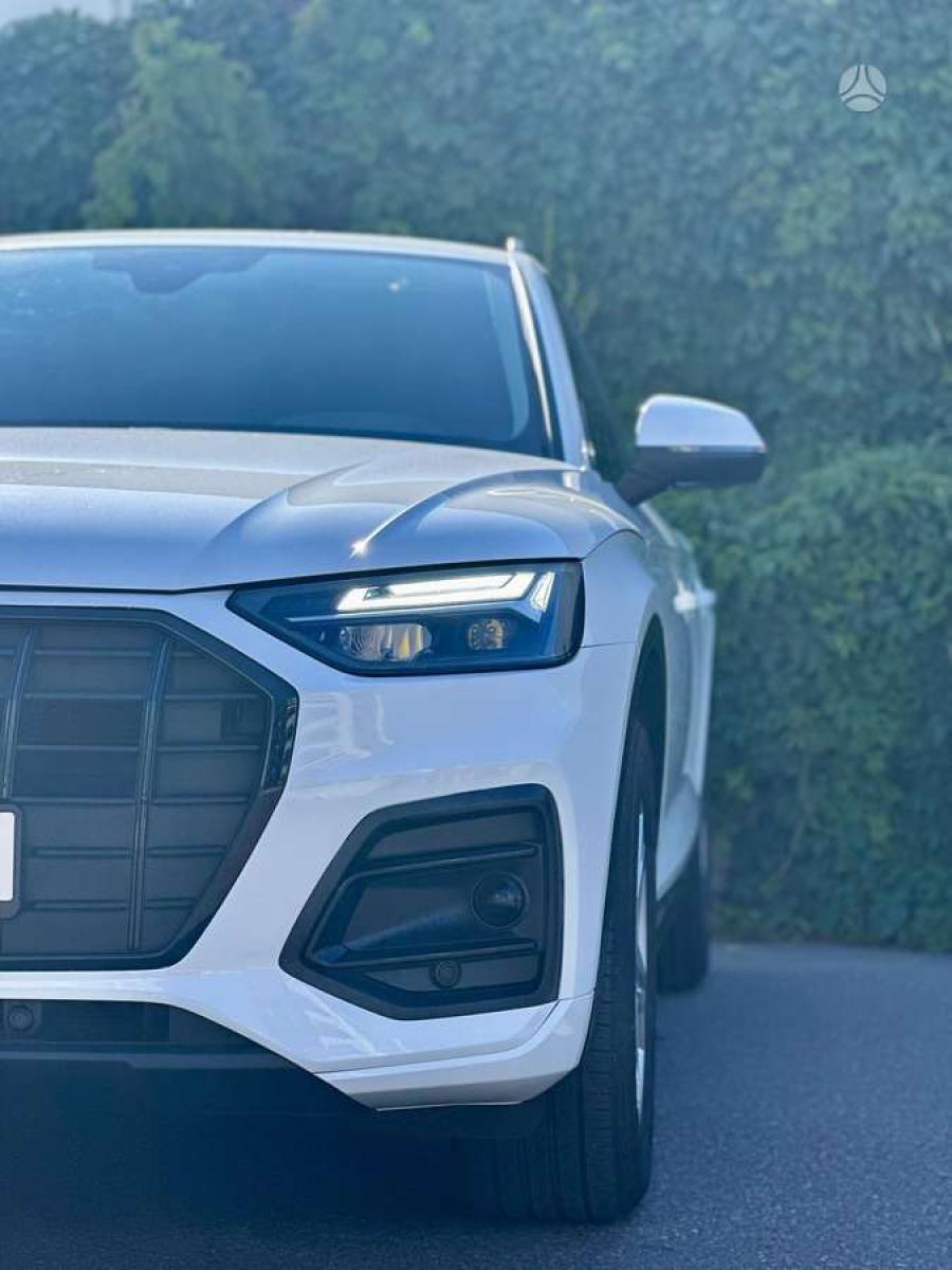 Balts Audi Q5 2025 Viļņa, ar dzinēja tilpumu 2.00 L un nobraukumu 23 tūkst. km par 34900 €, foto 4 vietnē AUTOMOTO.COM.LV