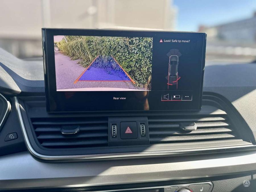 Balts Audi Q5 2025 Viļņa, ar dzinēja tilpumu 2.00 L un nobraukumu 23 tūkst. km par 34900 €, foto 9 vietnē AUTOMOTO.COM.LV