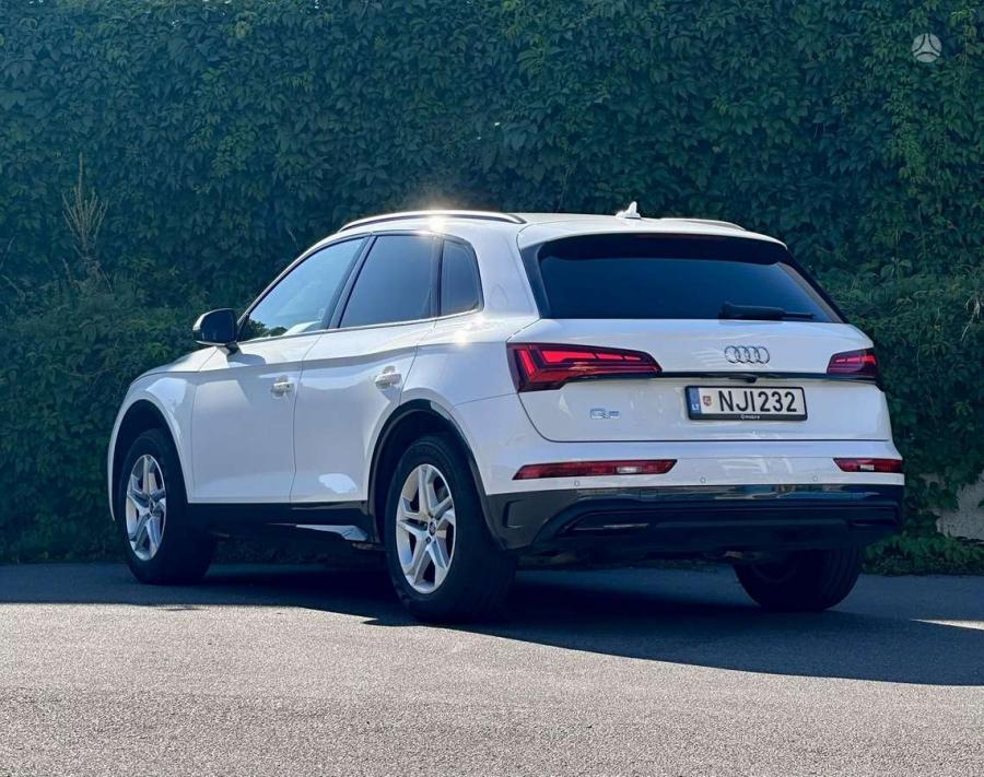 Balts Audi Q5 2025 Viļņa, ar dzinēja tilpumu 2.00 L un nobraukumu 23 tūkst. km par 34900 €, foto 10 vietnē AUTOMOTO.COM.LV