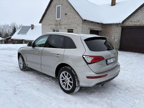 Yellow Audi Q5 2014 in Raseiniai, with an engine capacity of 1.98 L and mileage of 261 thousand km for 4000 €, photo 3 on AUTOMOTO.COM.LV