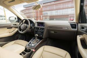 Yellow Audi Q5 2015 in Klaipeda, with an engine capacity of 3.00 L and mileage of 152 thousand km for 13499 €, photo 31 on AUTOMOTO.COM.LV