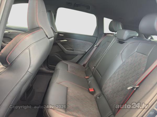 Blue Audi Q6 e-tron 2026 in Tallinn, with an engine capacity of 0.00 L and mileage of 5 thousand km for 89900 €, photo 8 on AUTOMOTO.COM.LV