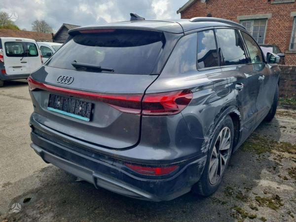 Grey Audi Q6 e-tron 2025 in Vilnius, with an engine capacity of 0.00 L and mileage of 12 thousand km for 38500 €, photo 7 on AUTOMOTO.COM.LV