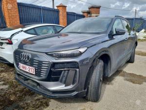 Серый Ауди Q6 e-tron 2025 в Вильнюс, объемом двигателя 0.00 л и пробегом 12 тыс. км за 35900 €, фото  на AUTOMOTO.COM.LV