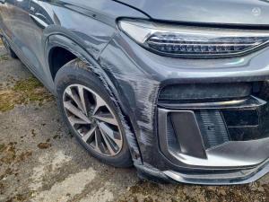 Pelēks Audi Q6 e-tron 2025 Viļņa, ar dzinēja tilpumu 0.00 L un nobraukumu 12 tūkst. km par 35900 €, foto 4 vietnē AUTOMOTO.COM.LV