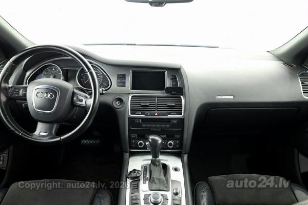 Beige Audi Q7 2007 in Rakvere, with an engine capacity of 3.60 L and mileage of 311 thousand km for 7300 €, photo 7 on AUTOMOTO.COM.LV