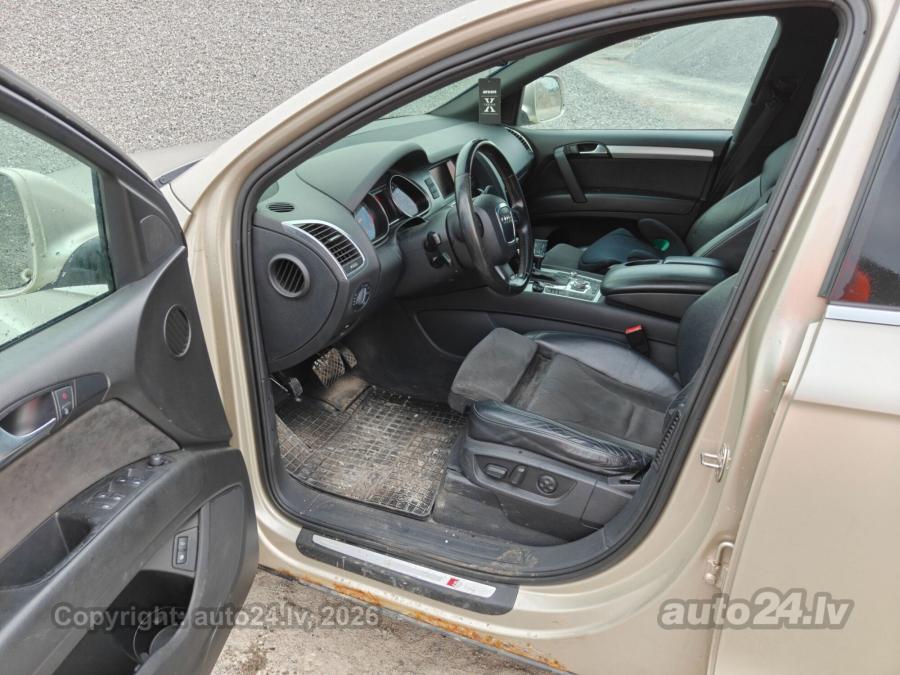 Beige Audi Q7 2007 in Parnu, with an engine capacity of 3.60 L and mileage of 317 thousand km for 3700 €, photo 8 on AUTOMOTO.COM.LV