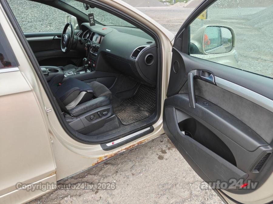 Beige Audi Q7 2007 in Parnu, with an engine capacity of 3.60 L and mileage of 317 thousand km for 3700 €, photo 9 on AUTOMOTO.COM.LV