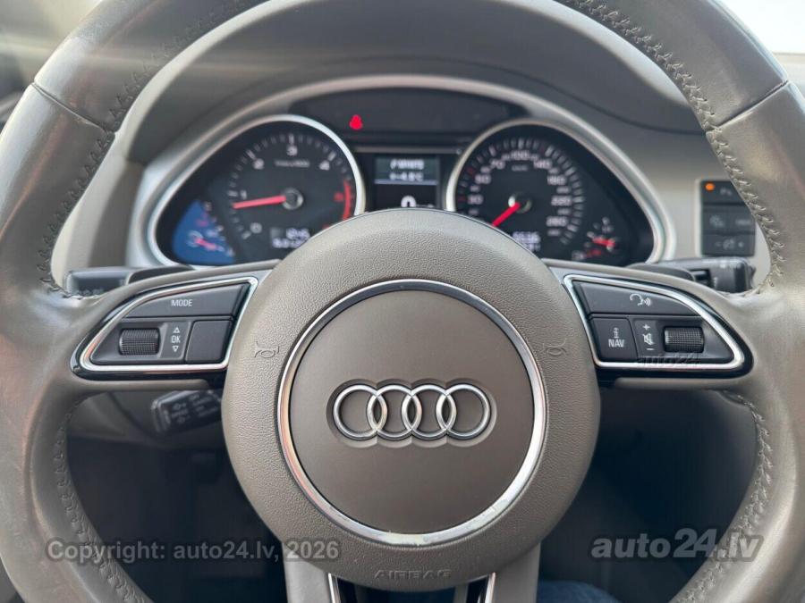 Beige Audi Q7 2013 in Tallinn, with an engine capacity of 3.00 L and mileage of 139 thousand km for 14990 €, photo 17 on AUTOMOTO.COM.LV