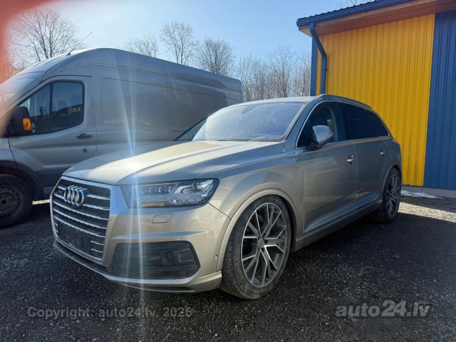 Smilšu krāsa Audi Q7 2016 Tallina, ar dzinēja tilpumu 3.00 L un nobraukumu 250 tūkst. km par 16900 €, foto 3 vietnē AUTOMOTO.COM.LV