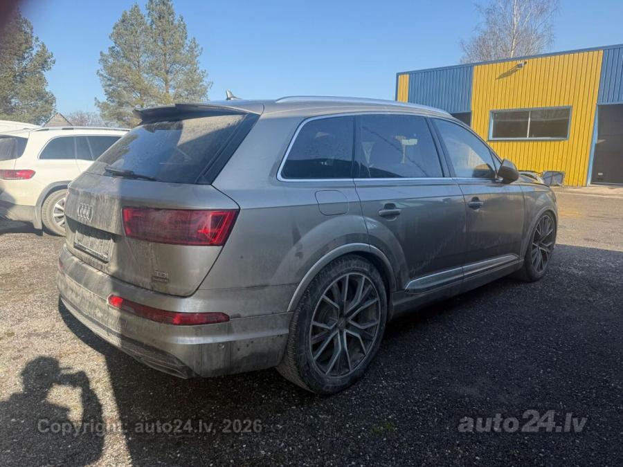 Smilšu krāsa Audi Q7 2016 Tallina, ar dzinēja tilpumu 3.00 L un nobraukumu 250 tūkst. km par 16900 €, foto 16 vietnē AUTOMOTO.COM.LV