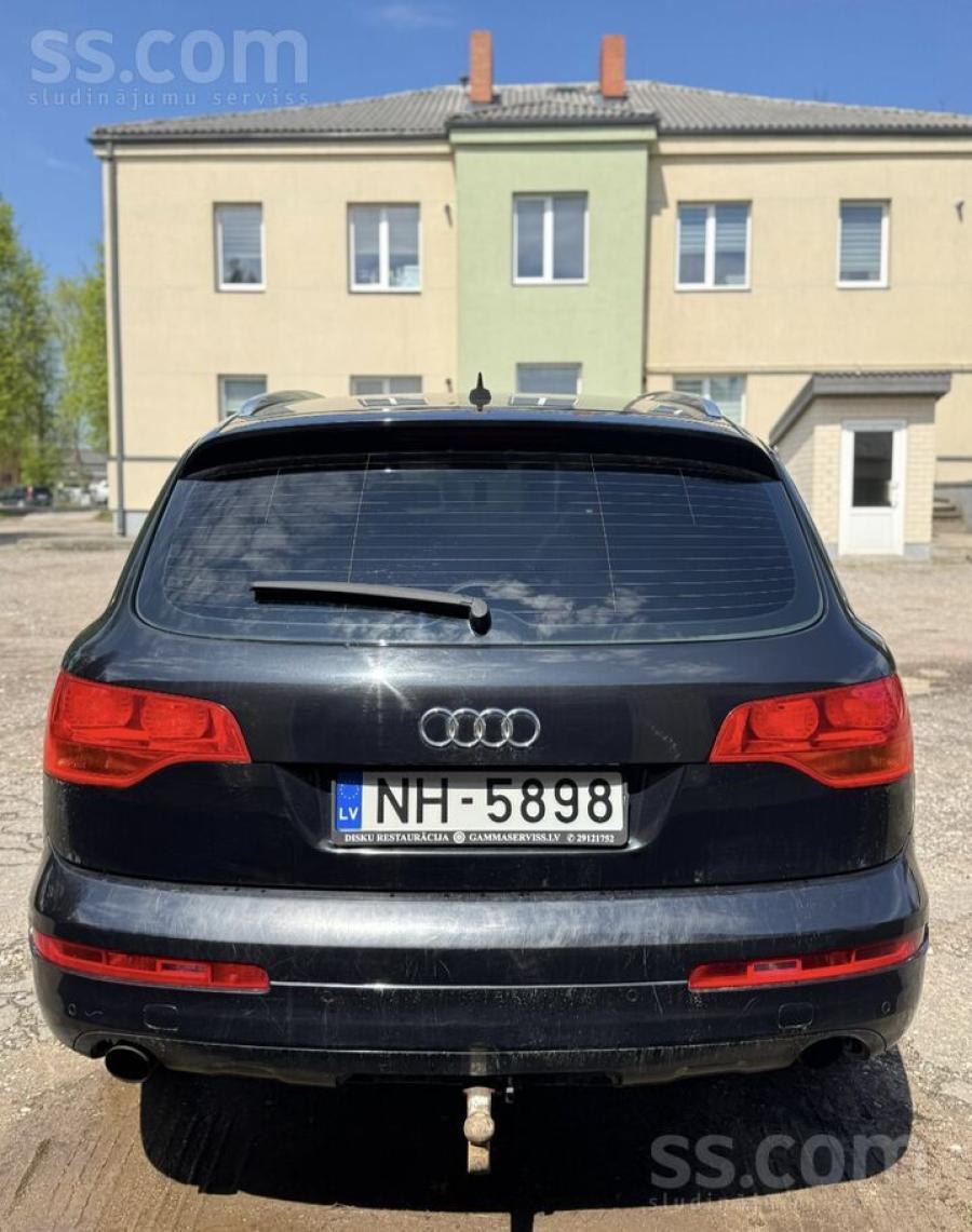 Melns Audi Q7 2006 Saldus, ar dzinēja tilpumu 3.00 L un nobraukumu 454 tūkst. km par 5000 €, foto 3 vietnē AUTOMOTO.COM.LV