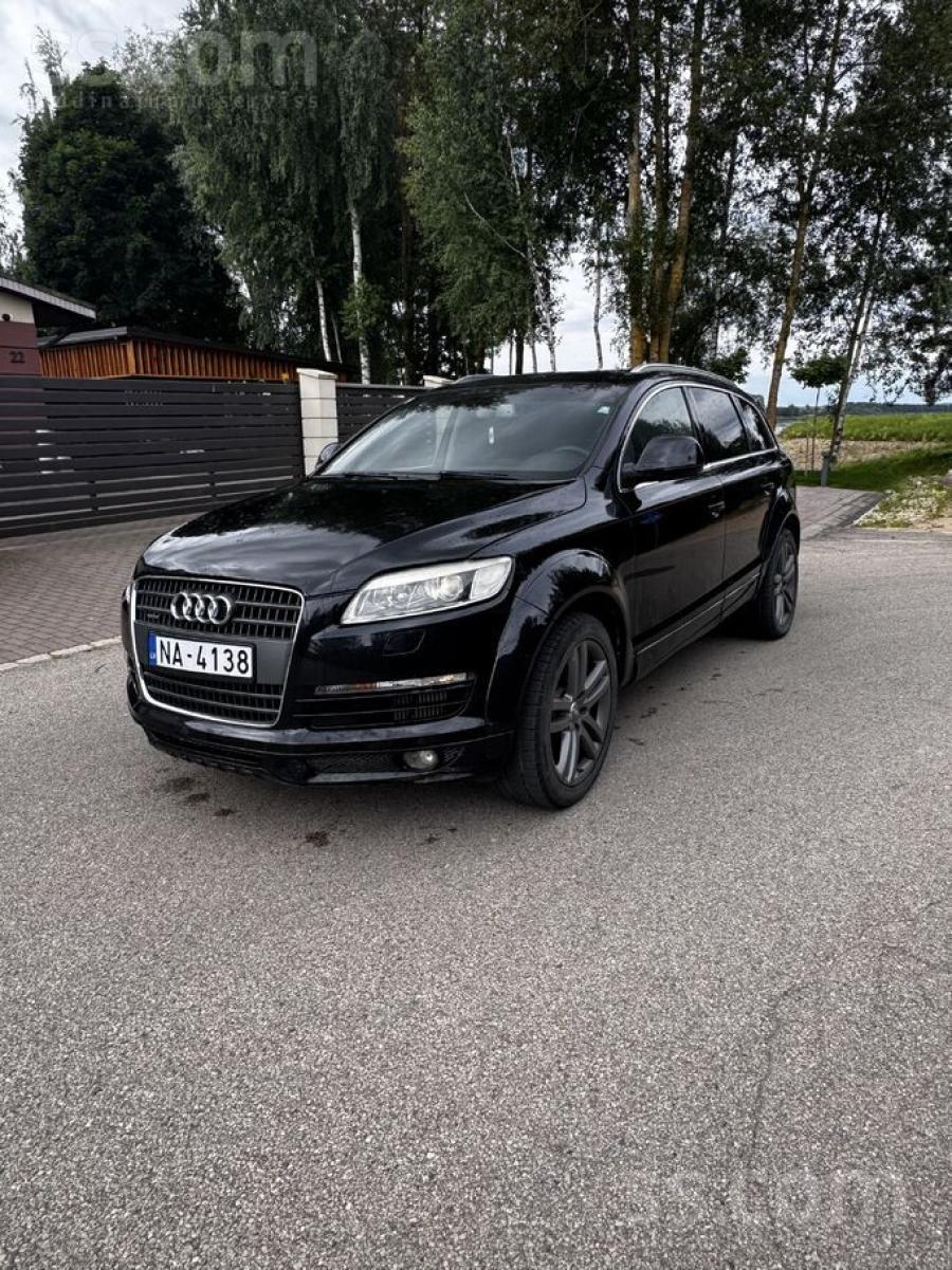 Melns Audi Q7 2006 Daugavpils, ar dzinēja tilpumu 3.00 L un nobraukumu 320 tūkst. km par 5666 €, foto 1 vietnē AUTOMOTO.COM.LV