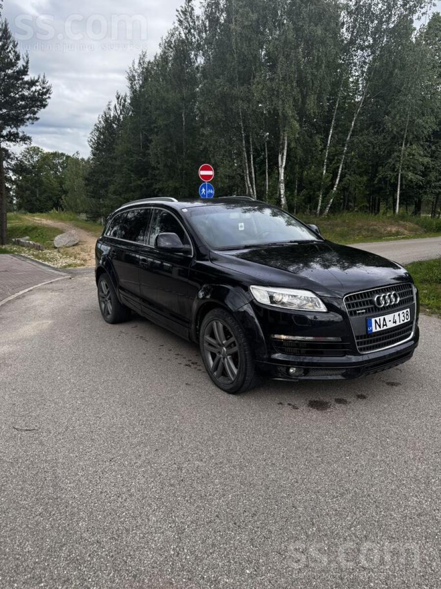 Melns Audi Q7 2006 Daugavpils, ar dzinēja tilpumu 3.00 L un nobraukumu 320 tūkst. km par 5666 €, foto 3 vietnē AUTOMOTO.COM.LV