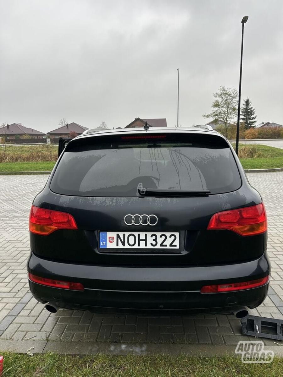Melns Audi Q7 2006 Klaipėda, ar dzinēja tilpumu 3.00 L un nobraukumu 290 tūkst. km par 5800 €, foto 10 vietnē AUTOMOTO.COM.LV