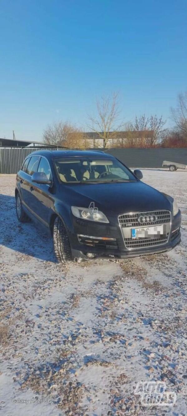 Black Audi Q7 2006 in Marijampole, with an engine capacity of 3.00 L and mileage of 324 thousand km for 5200 €, photo 1 on AUTOMOTO.COM.LV