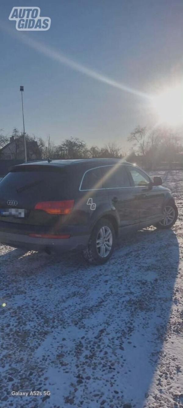 Black Audi Q7 2006 in Marijampole, with an engine capacity of 3.00 L and mileage of 324 thousand km for 5200 €, photo 5 on AUTOMOTO.COM.LV