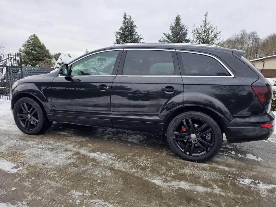 Melns Audi Q7 2006 Kauņa, ar dzinēja tilpumu 3.00 L un nobraukumu 278 tūkst. km par 5850 €, foto 6 vietnē AUTOMOTO.COM.LV